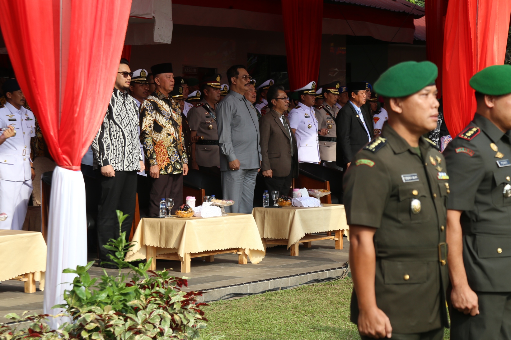 Ketua DPRD Kepri Hadiri Sertijab Dandim | Harian Kepri Ketua DPRD Kepri Hadiri Sertijab Dandim | Harian Kepri