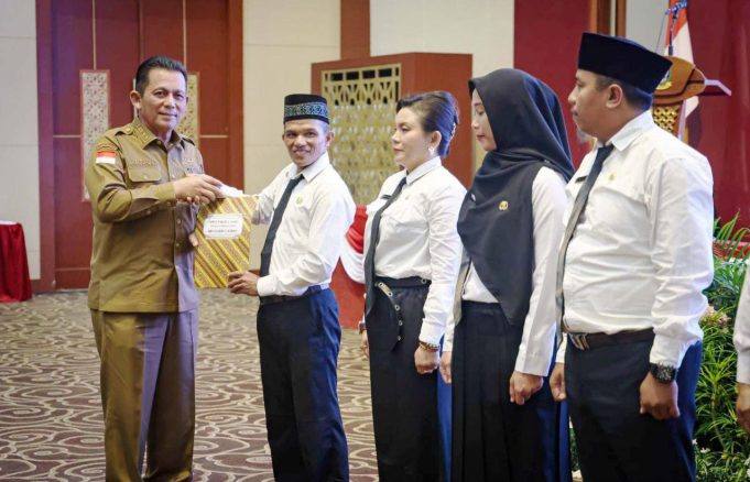 Untuk Seleksi PPPK 2024, Pemprov Kepri Usulkan 4.100 Kuota ke Kemenpan ... Untuk Seleksi PPPK 2024, Pemprov Kepri Usulkan 4.100 Kuota ke Kemenpan ...